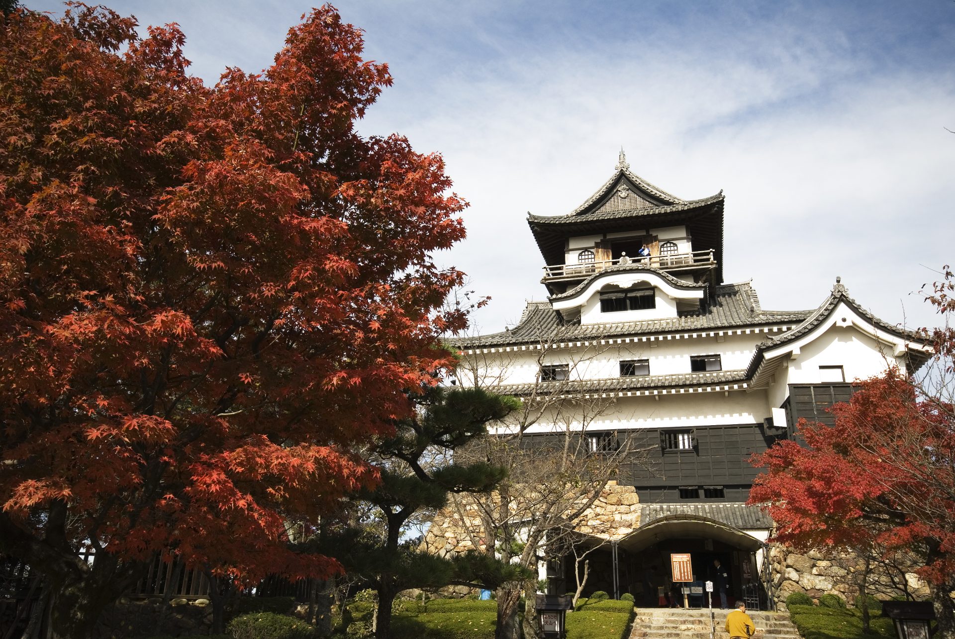 Nearby attractions | Inuyama Castle, National Treasure